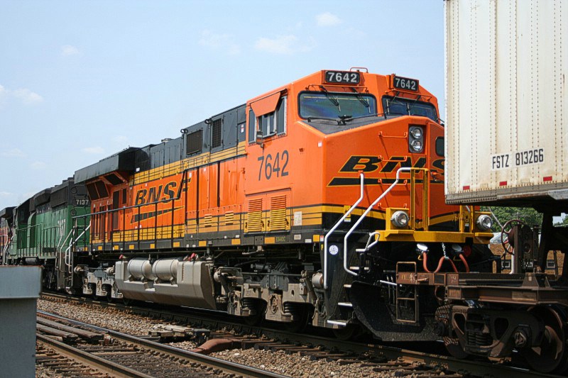 BNSF 7642